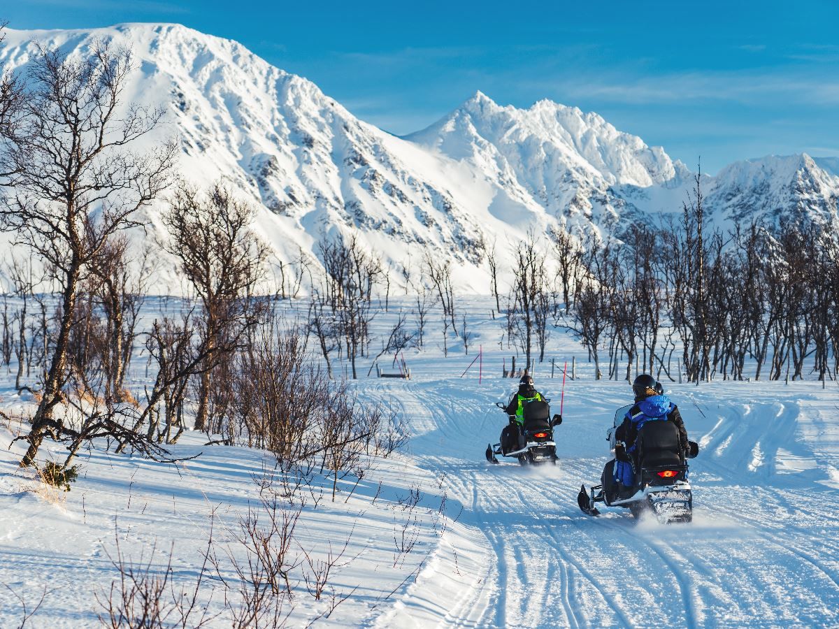 Snowmobile Safari in the Lyngen Alps
