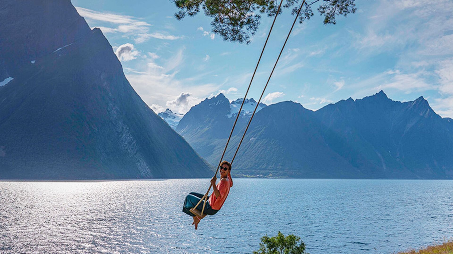 All About the Fjords – fra Ålesund med båt og buss